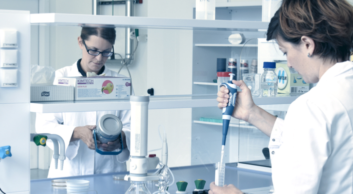 Ceratech Group – Ampack & Osgood – Machines for the filling of all ...